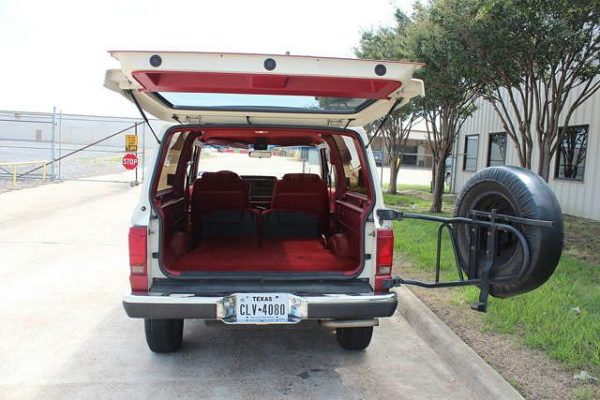 Removing The Bronco II Rear Liftgate - Bronco Corral