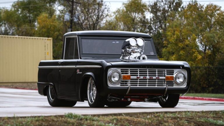 Pro Street 1967 Ford Bronco - Bronco Corral